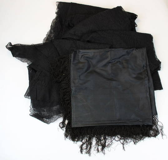 Lot Of Victorian Lace Mourning Veils, Shawl