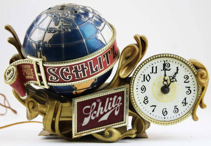 Vintage Schlitz Beer Clock/light