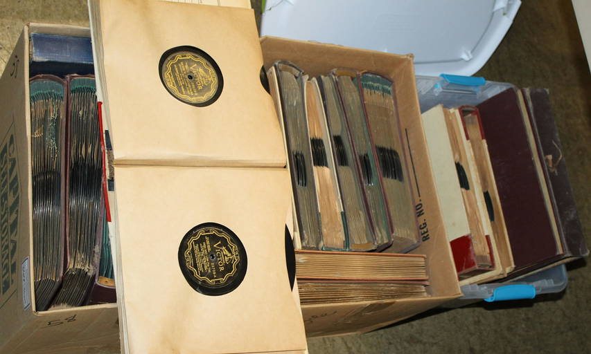 3 boxes of 10 inch 78 rpm records in binders - Oct 18, 2019 | Merrill's ...