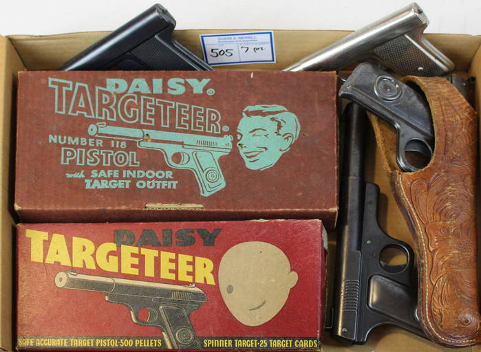 two Daisy Targeteer air pistols in original boxes - Oct 19, 2019 ...