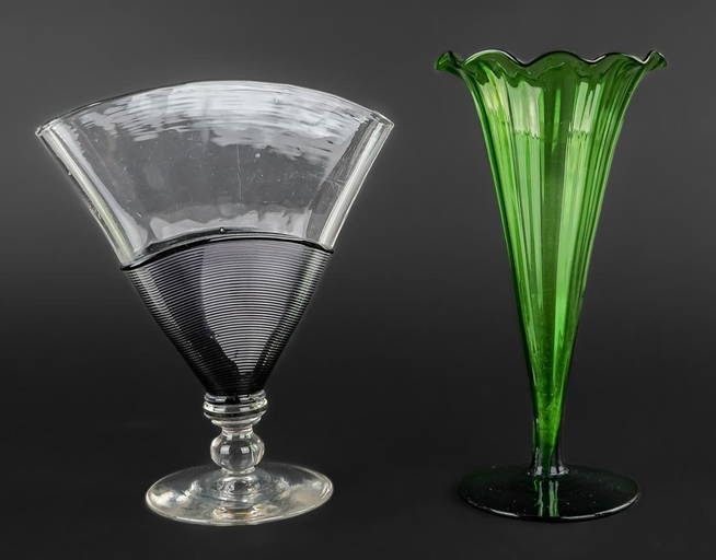 Steuben Carder Era Fan Vase and Pomona Vase - Jun 17, 2022 | Merrill's ...