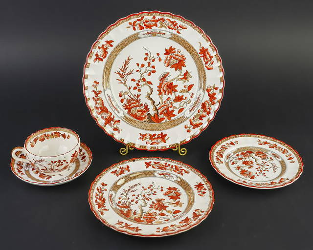 123 Pcs. Spode India Tree Dinnerware