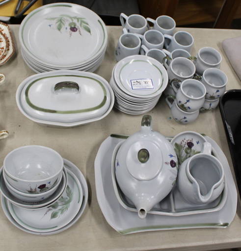 50 Pcs. Buchan Thistleware Portobello Pottery