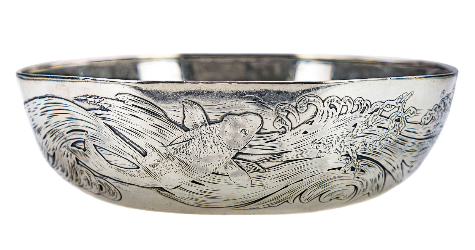 Gorham Fish Decorated Serving Bowl Auction