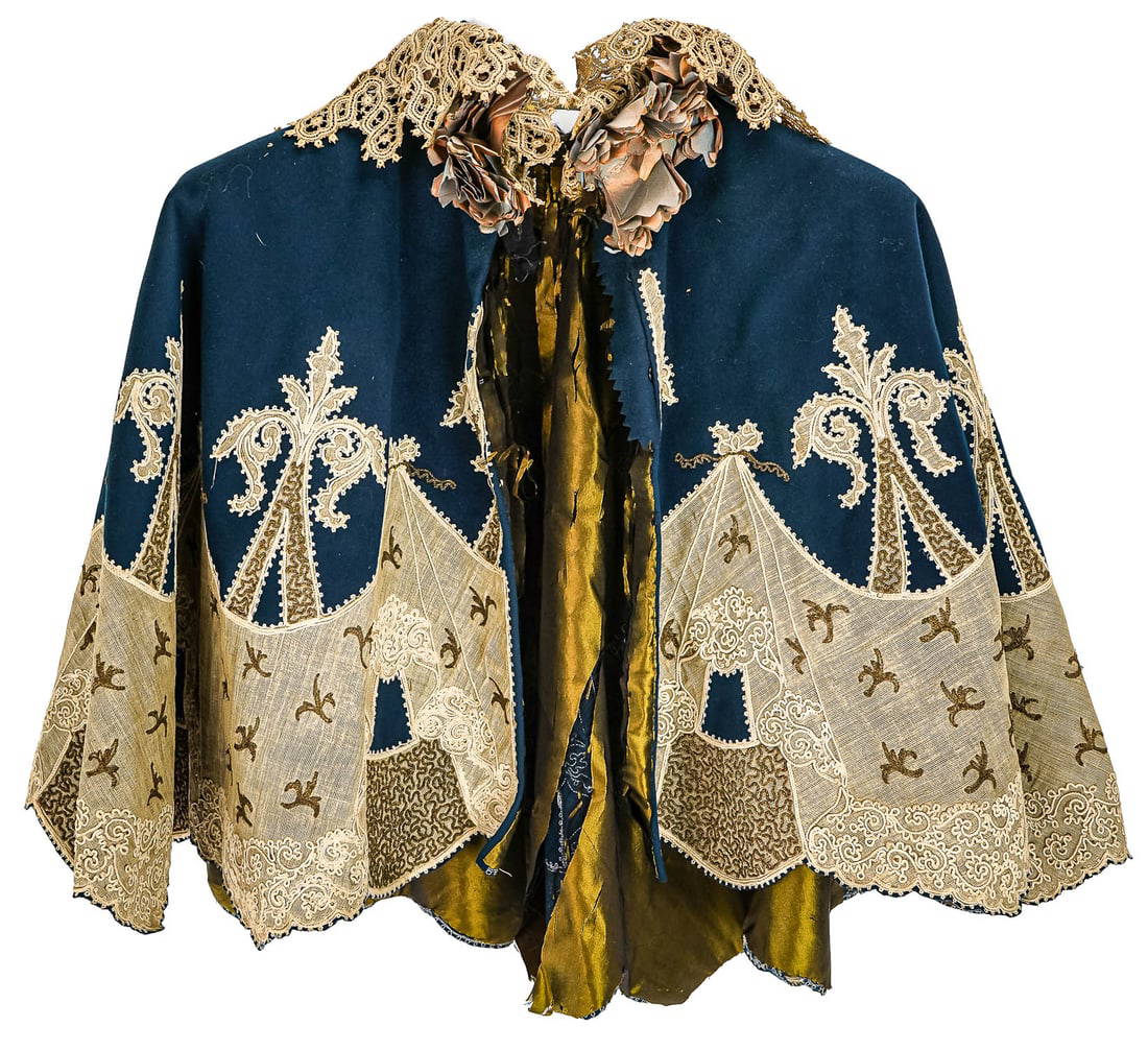 Ornate Victorian Cape Auction