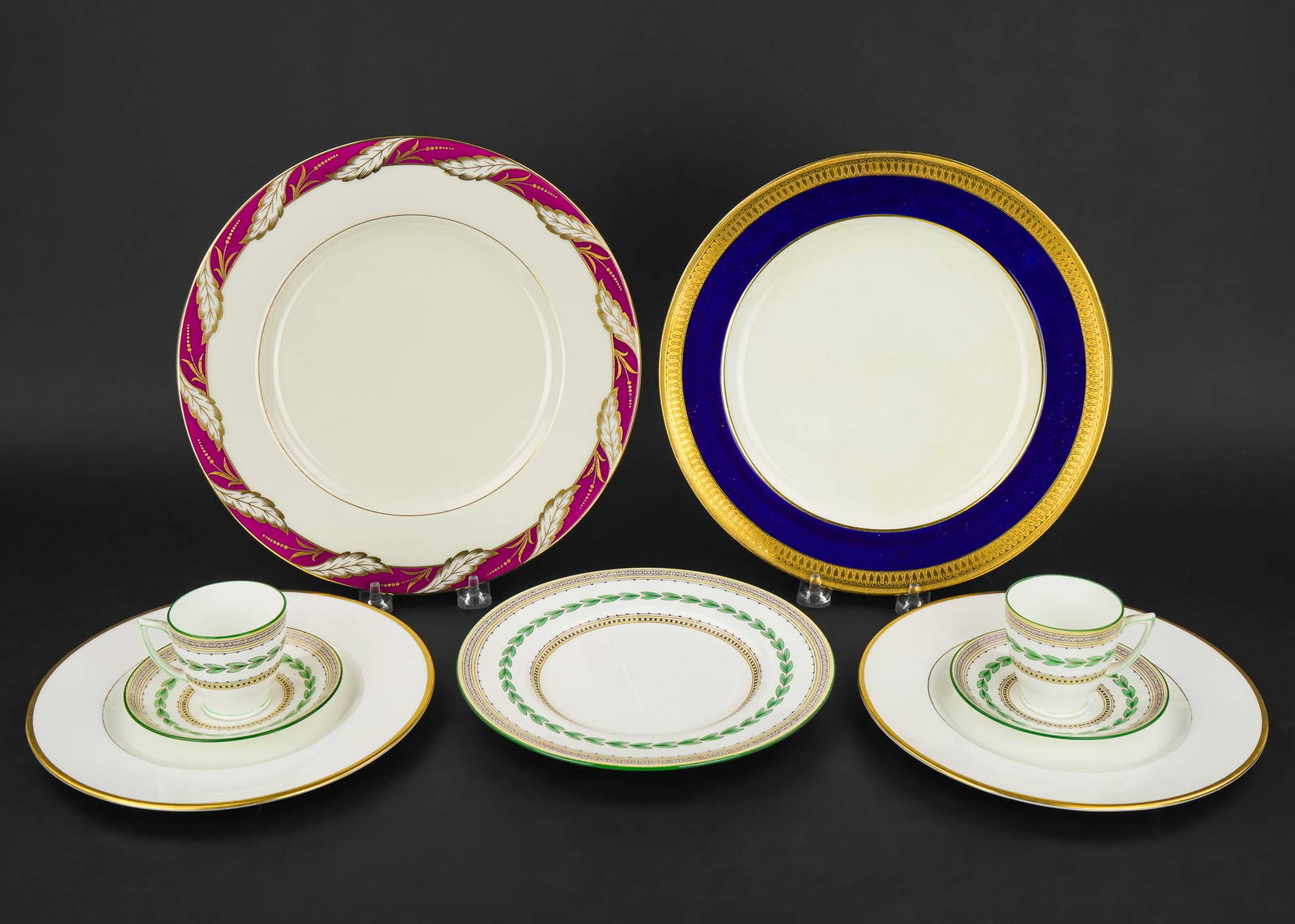 Minton, Lenox And Wedgwood Tableware Auction