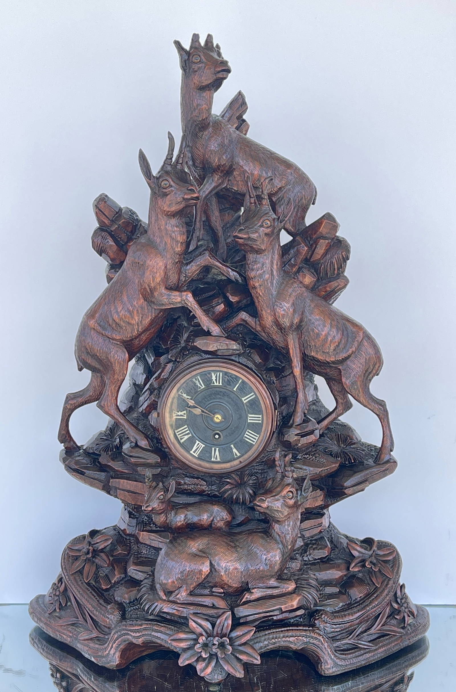 Beautiful Black Forrest Clock Auction