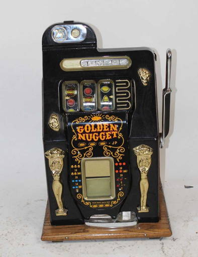 Vintage Mill's Golden Nugget 25 Cent Slot Machine