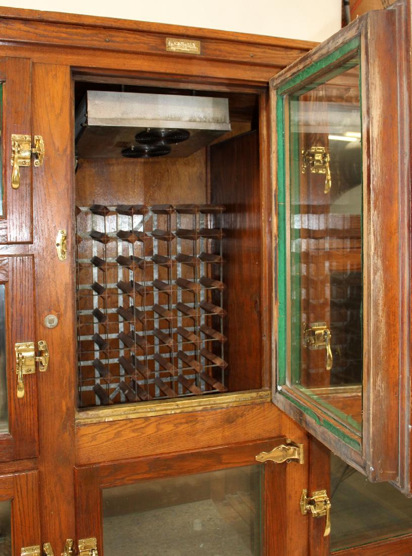 Antique American McCray grocers ice box in oak - Jul 13, 2019 | King ...