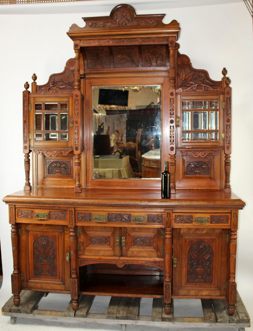 English Victorian hooded buffet in mahogany - Aug 17, 2019 | King ...