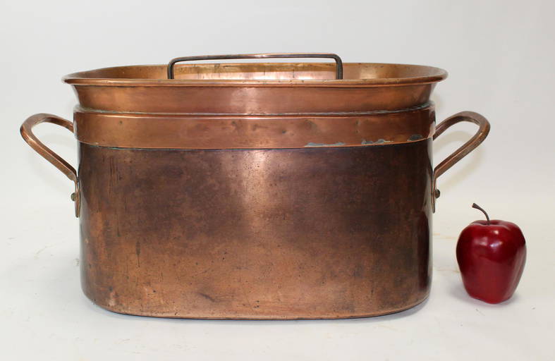 Antique French copper daubiere pot - May 22, 2021 | King Galleries in GA