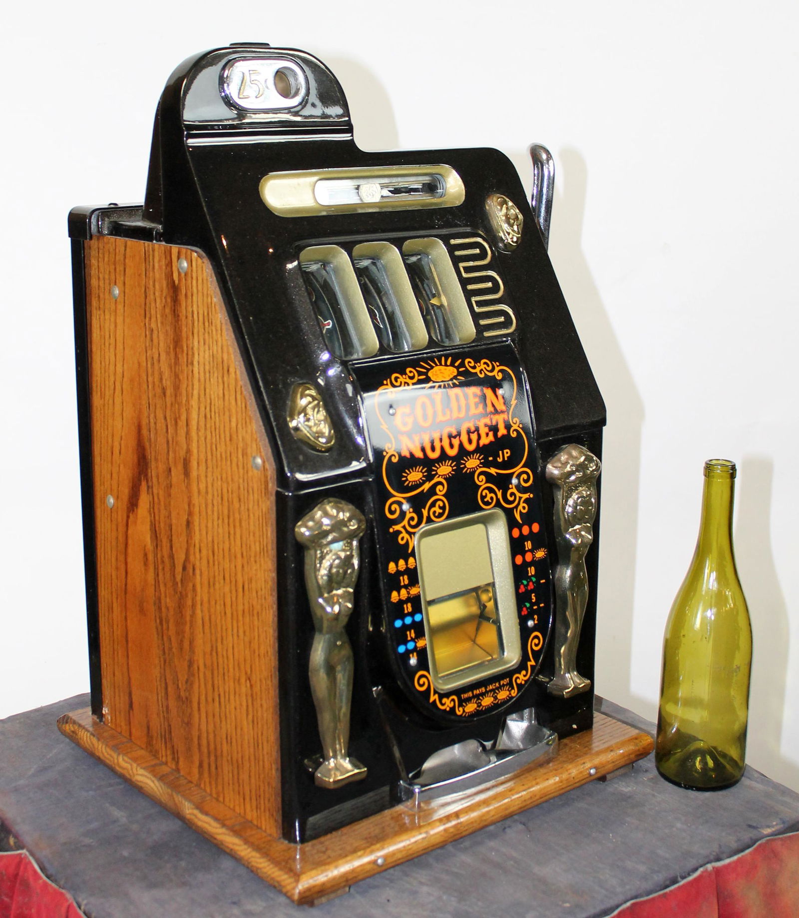 Vintage Mills 25cent Golden Nugget Slot Machine