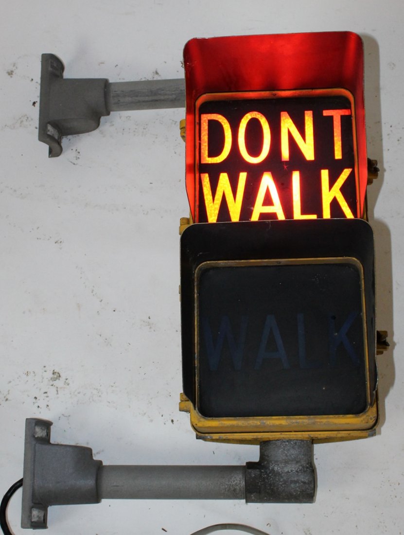 Vintage Street Crossing Sign Walk/don't Walk