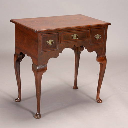 591: George I Style Low Boy Table - Nov 06, 2011 | Michaan's Auctions in CA