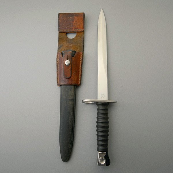 Bayonet with F+W Marking