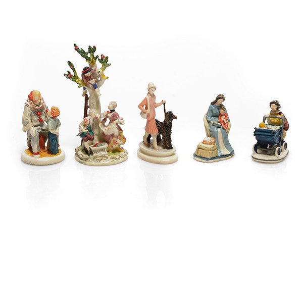 Collection of Goebel Olszewski Miniatures