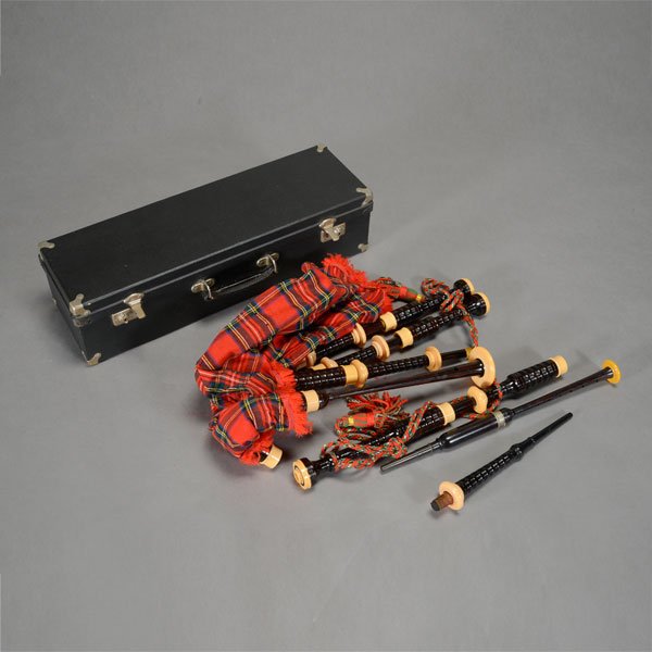 R.G. Lawrie Glasgow ReGal Scottish Bagpipe