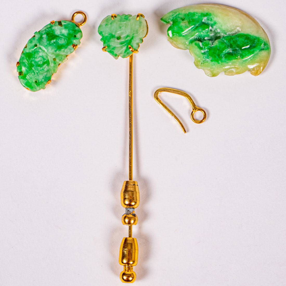 14kt Yellow Gold And Jade Stick Pin Auction