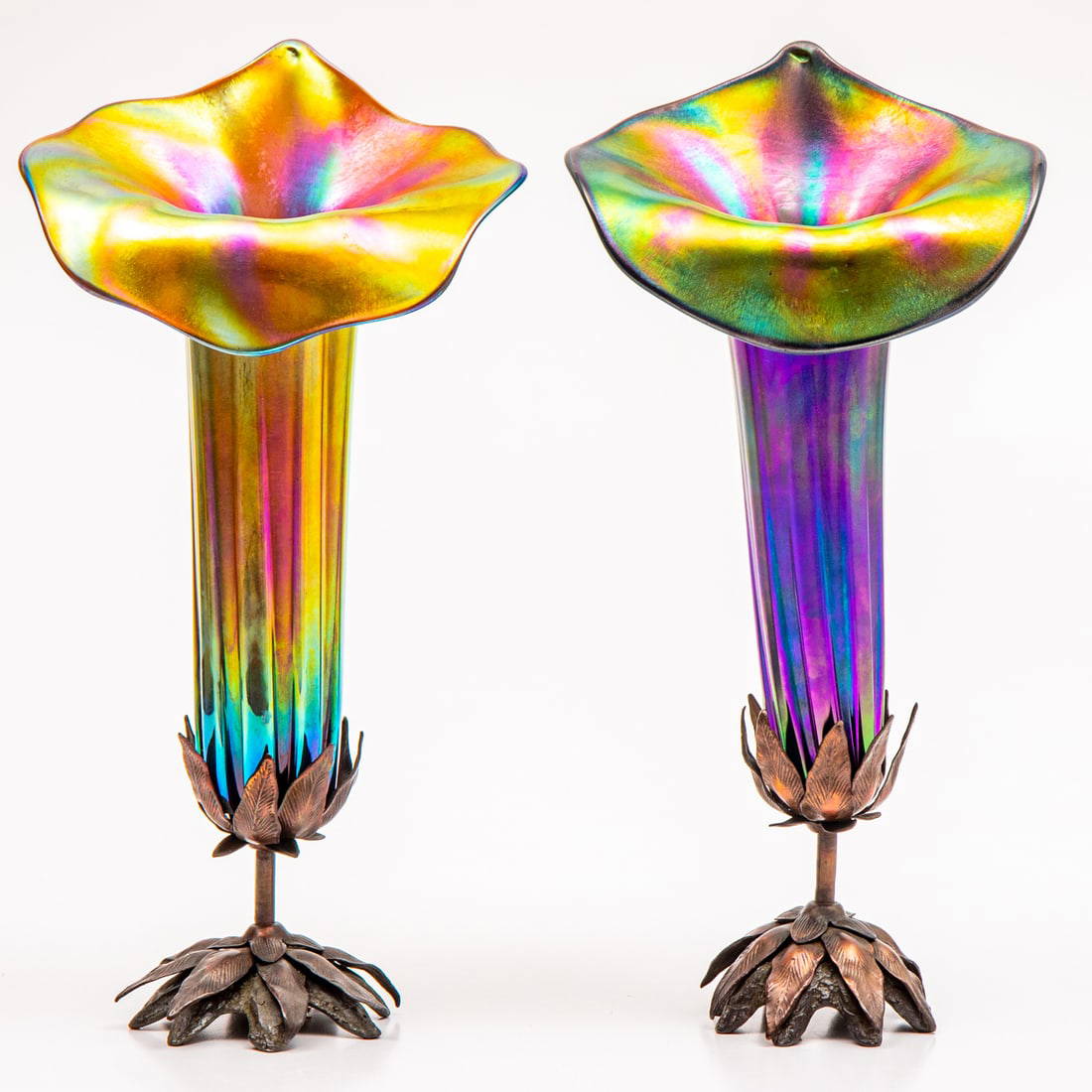 A Pair Of John Cook Phoenix Studio Art Glass Lamps Auction