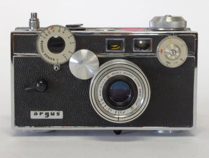 Argus (on front of body) C3 35mm Camera - Jan 08, 2023 | Aardvark Antiques, LLC in GA