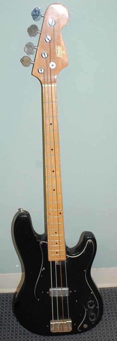 Vintage Hondo Ii 4 String Bass Guitar