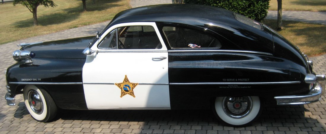 1949 PACKARD DELUXE EIGHT POLICE CAR
