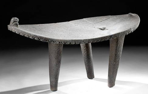 Rare Costa Rican Stone Metate W/ Owl Legs