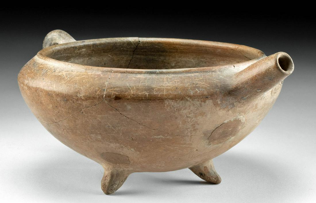 Amlash Pottery Tripod Spouted Vessel w/ Handle - Oct 20, 2022 | Artemis ...