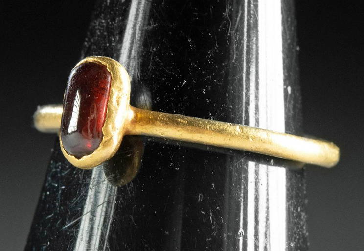 13th C. English Medieval Gold Ring w/ Almandine Garnet (#0229) on Jan ...