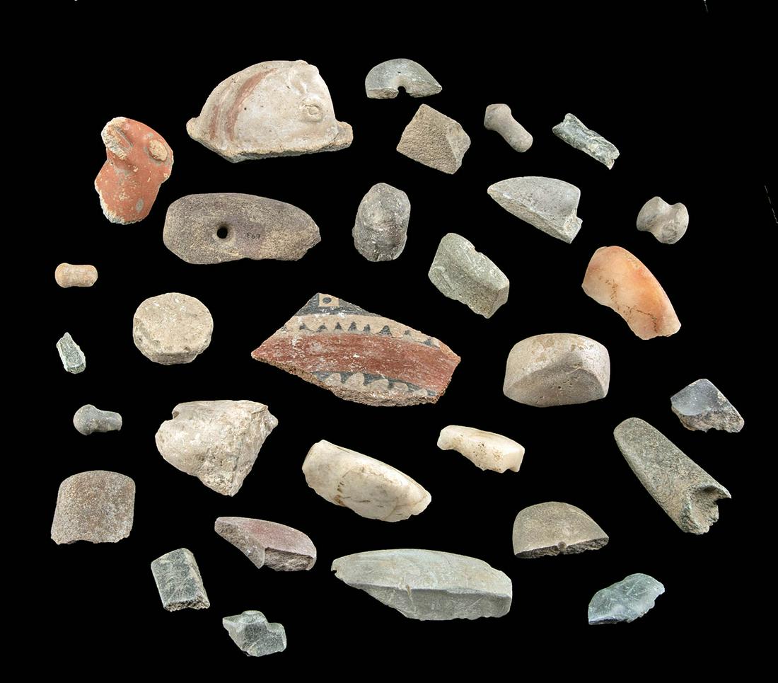 30 Native American Archaic Pottery / Stone Fragments
