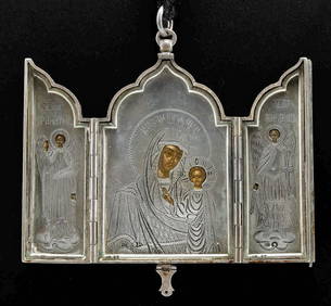 Russian Lacquer Plate, Lukutin. 19th Century.