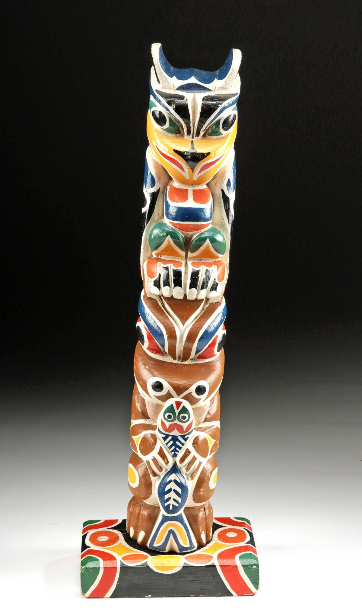 1950s First Nations Kwakiutl Totem Thunderbird Atop Beaver Auction