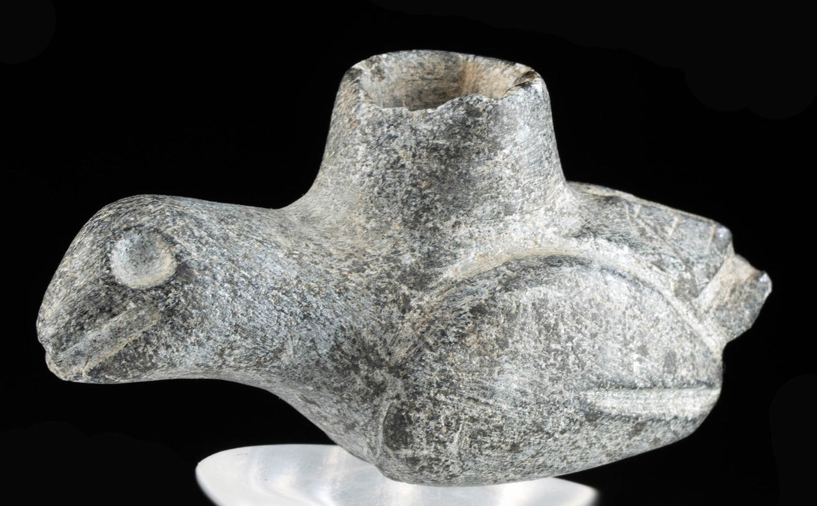 Native American Woodlands Stone Bird Effigy Pipe Auction
