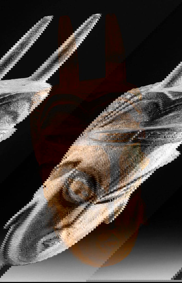 20th C. Nigerian Edo Wood Mask W/ Horns Auction