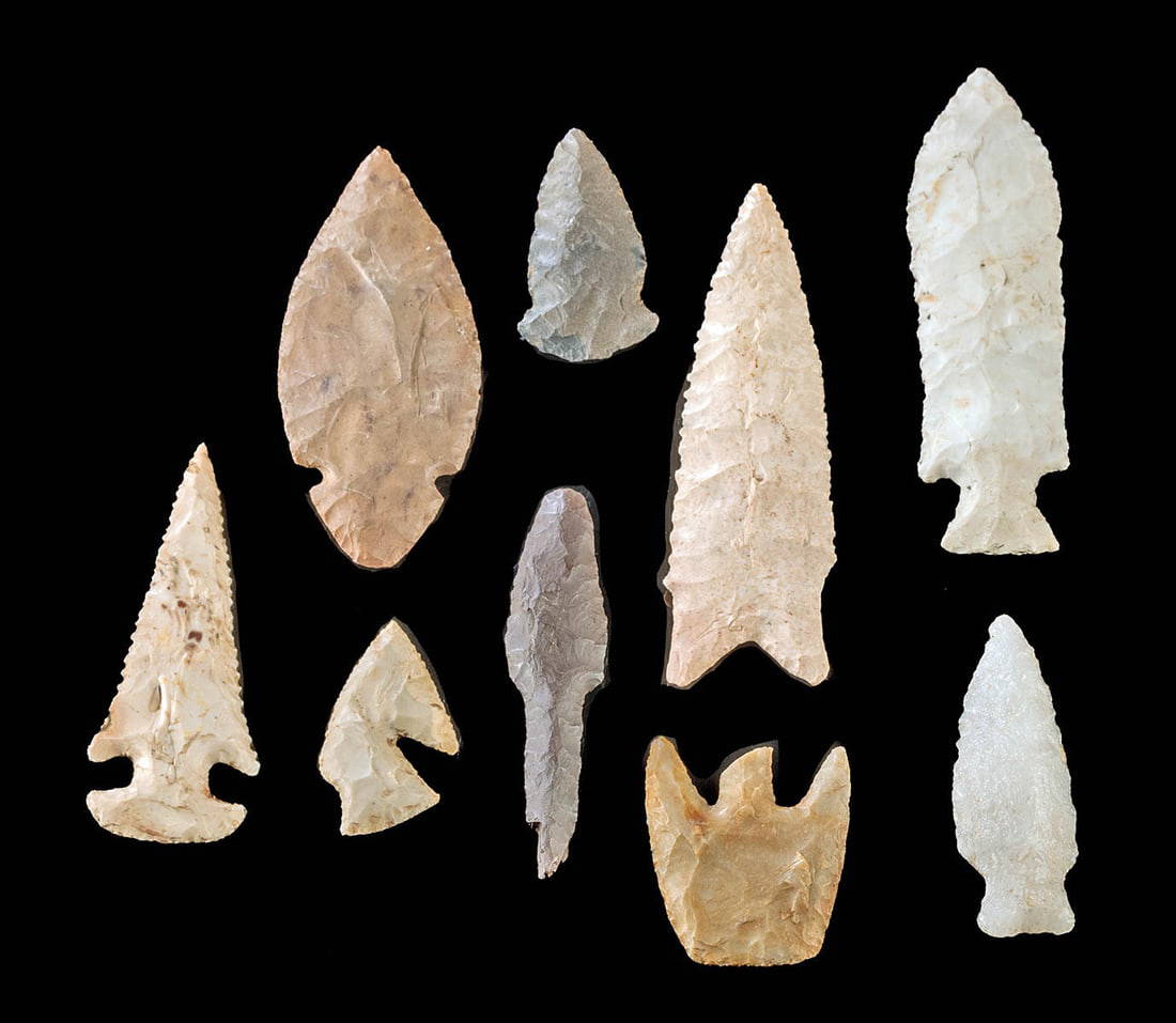 Archaic / Early Woodland Native American Arrowheads Auction