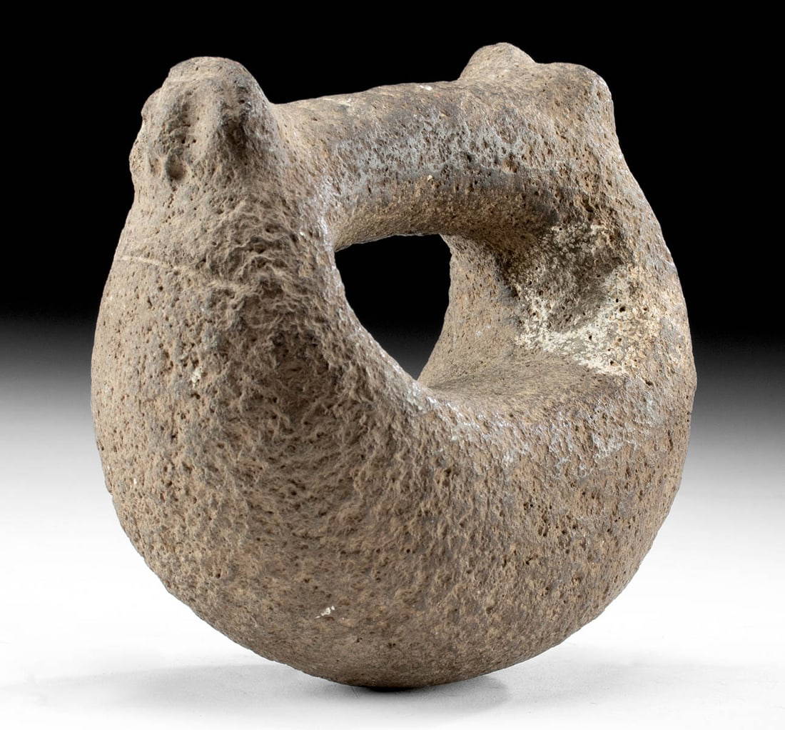 Maya Basalt Manopla W/ Animal Handle (hand Grip) Auction