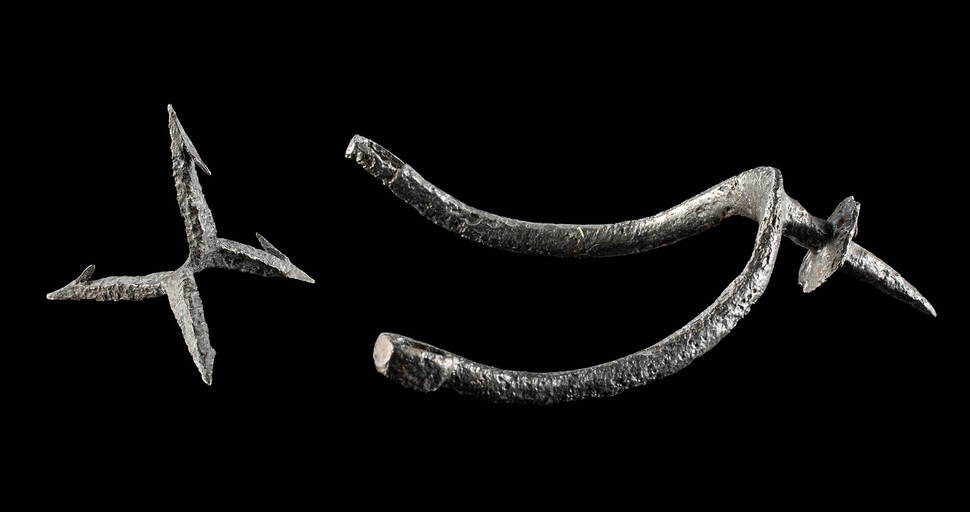 Medieval European Iron Prick Riding Spur & Caltrop