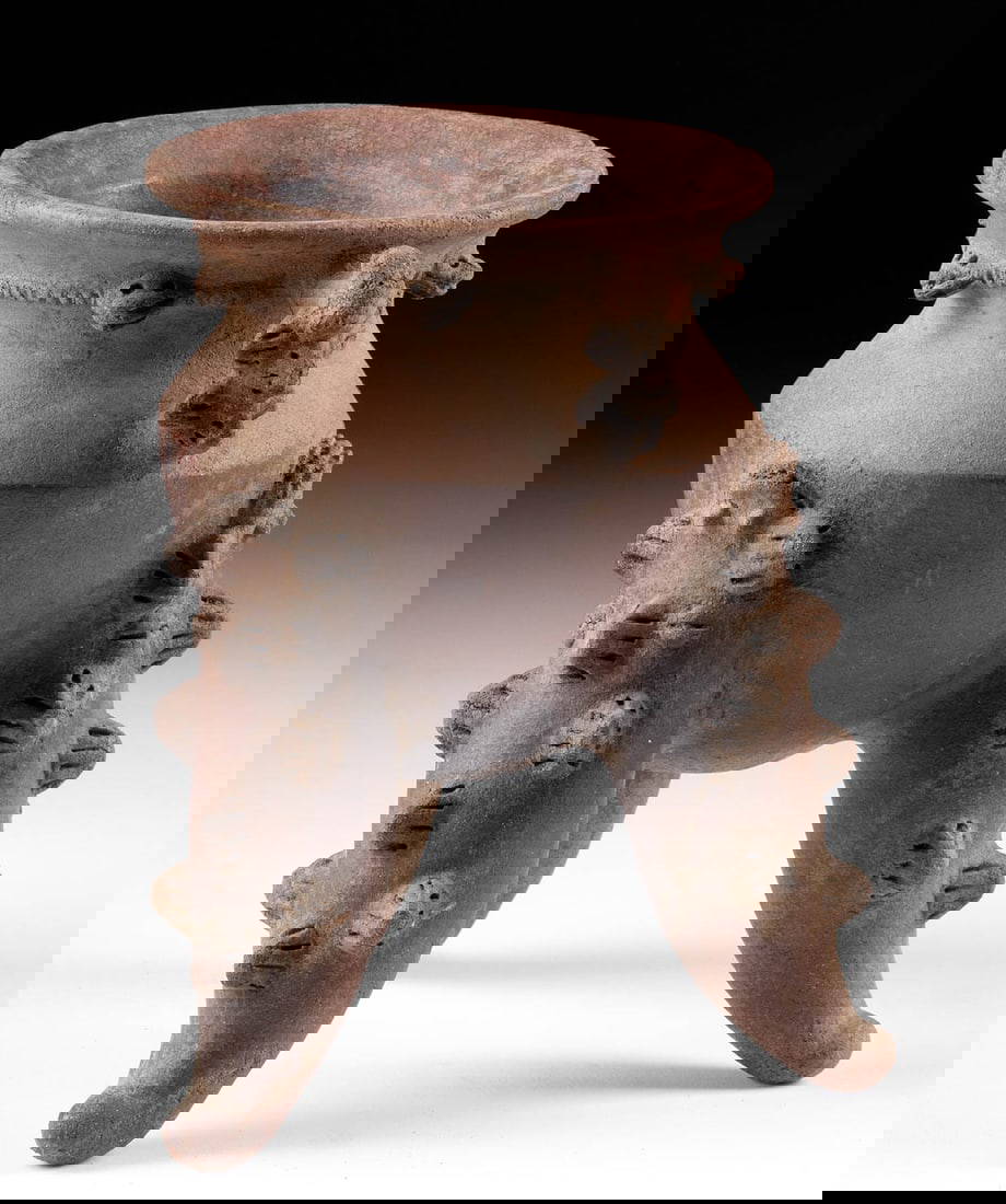 Costa Rican Pottery Tripod Rattle Vessel W/ Lizards Auction