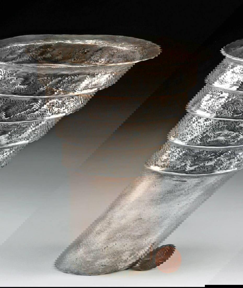 Chimu Silver Stepped Kero W/ Repousse Birds Auction