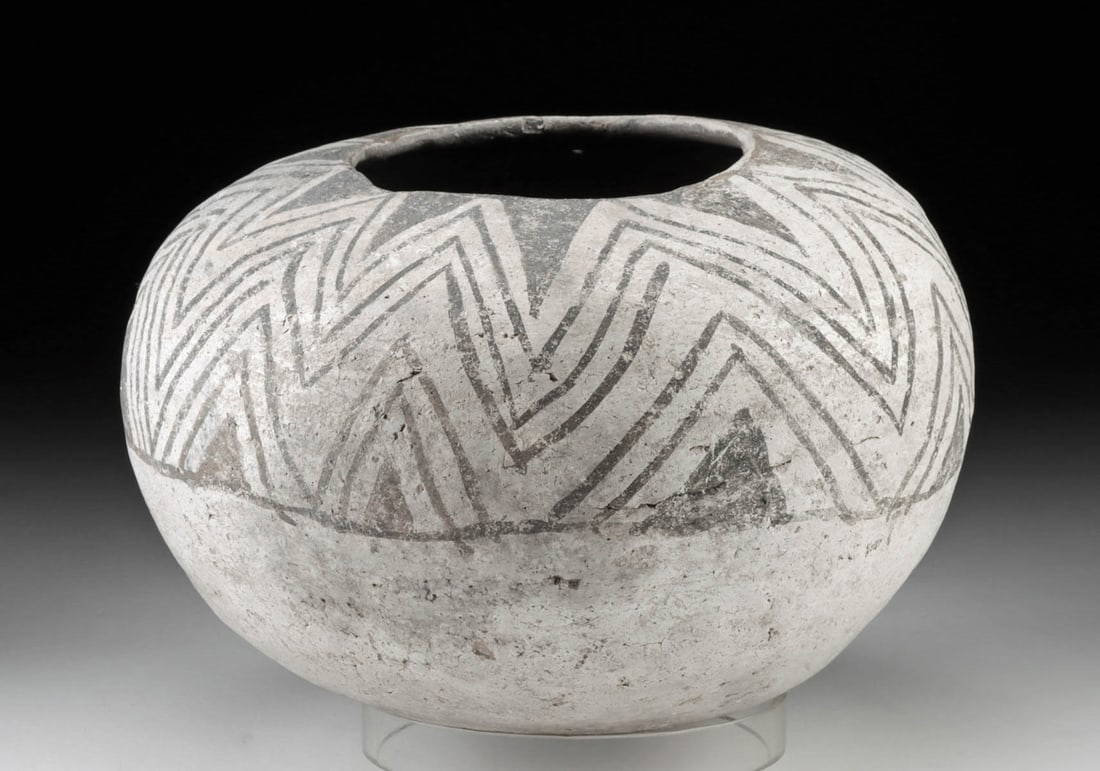 Prehistoric Anasazi Kana'a Pottery Seed Jar Auction