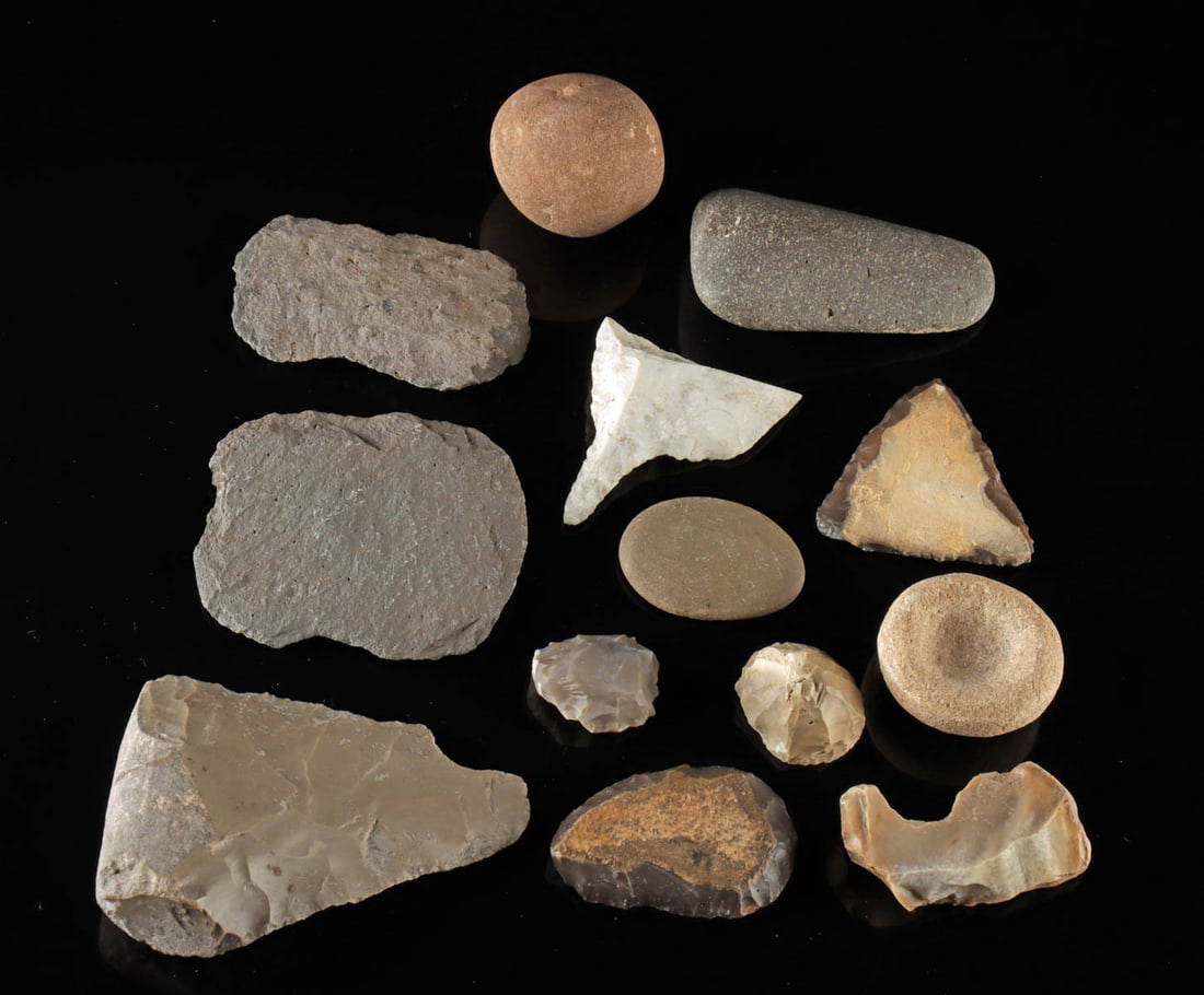 13 Native American & Neolithic African Stone Tools Auction
