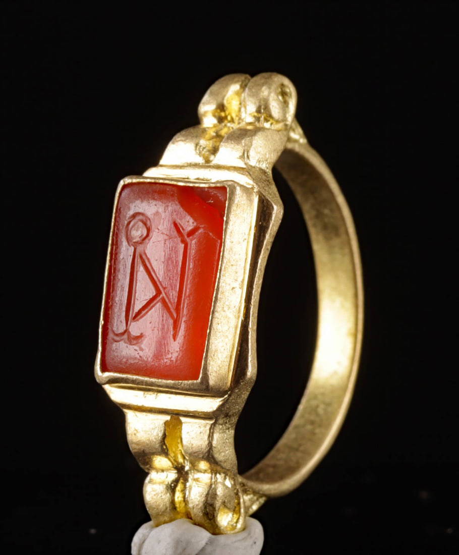 Byzantine Carnelian Monogram Intaglio In Gold Ring Auction
