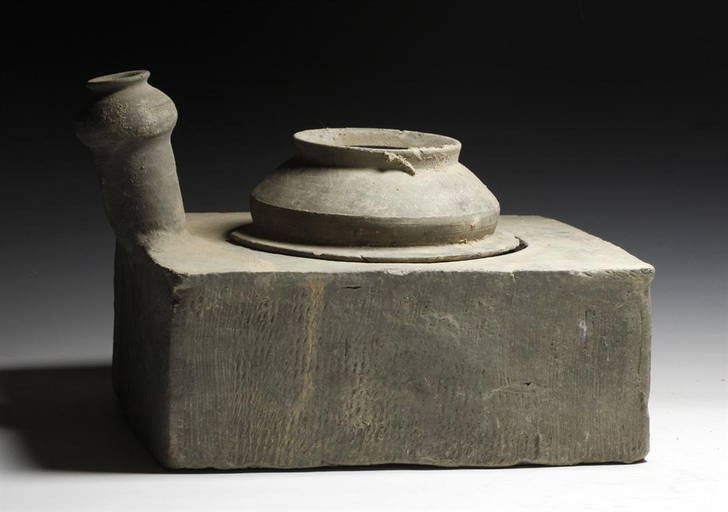 An Ancient Chinese Han Dynasty Stove Model - Mar 01, 2013 | Artemis ...