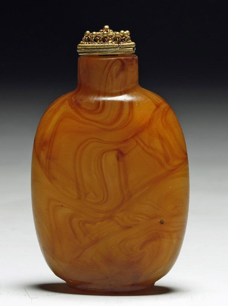 Antique Chinese Agate Snuff Bottle