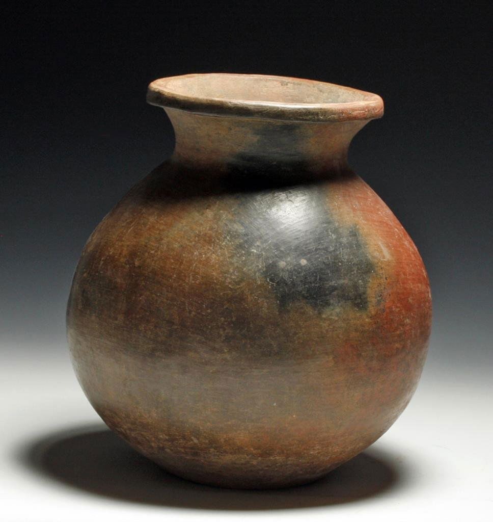 Mayan Redware Pottery Jar - Jul 31, 2013 | Artemis Gallery in CO
