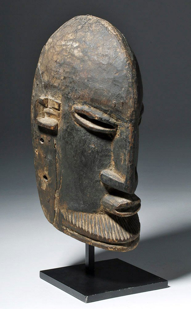 Rare 19th C. African Azande Wood Mask Mani Society - May 13, 2021 ...