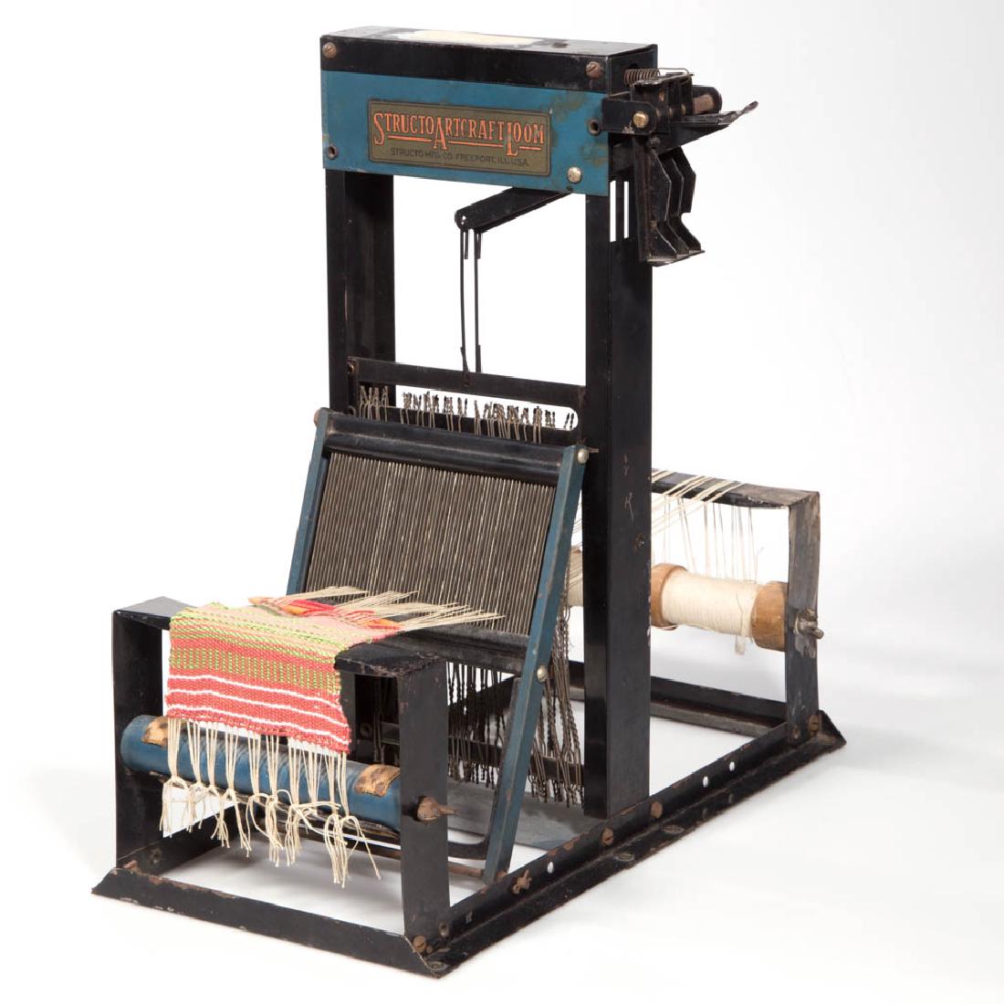 STRUCTO ARTCRAFT PRESSED STEEL TOY LOOM