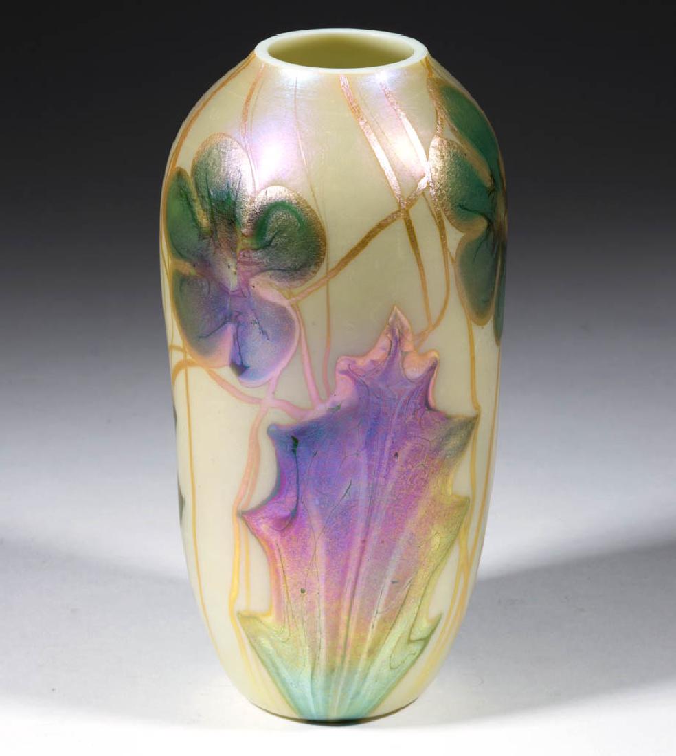 QUEZAL FLORAL DECORATED ART GLASS VASE