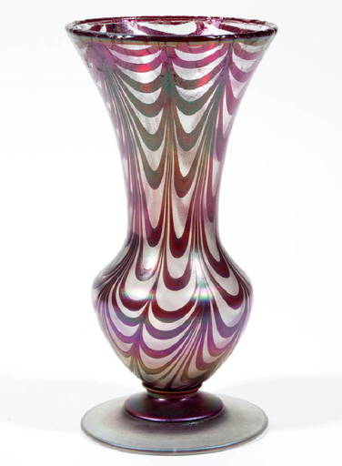 IMPERIAL FREE HAND LOOP ART GLASS VASE - Apr 27, 2018 | Jeffrey S ...