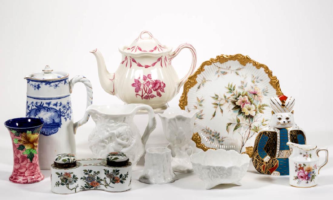 ASSORTED CERAMIC ARTICLES, LOT OF 11